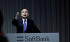 WSJ “AI 500번 외친 손정의, 정작 ‘챗GPT 열풍’서 소외” - 미주 한국일보